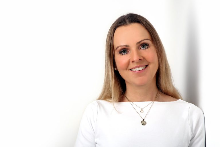 Über mich – Simone Salzbrenner – Atlaslogie Salzbrenner